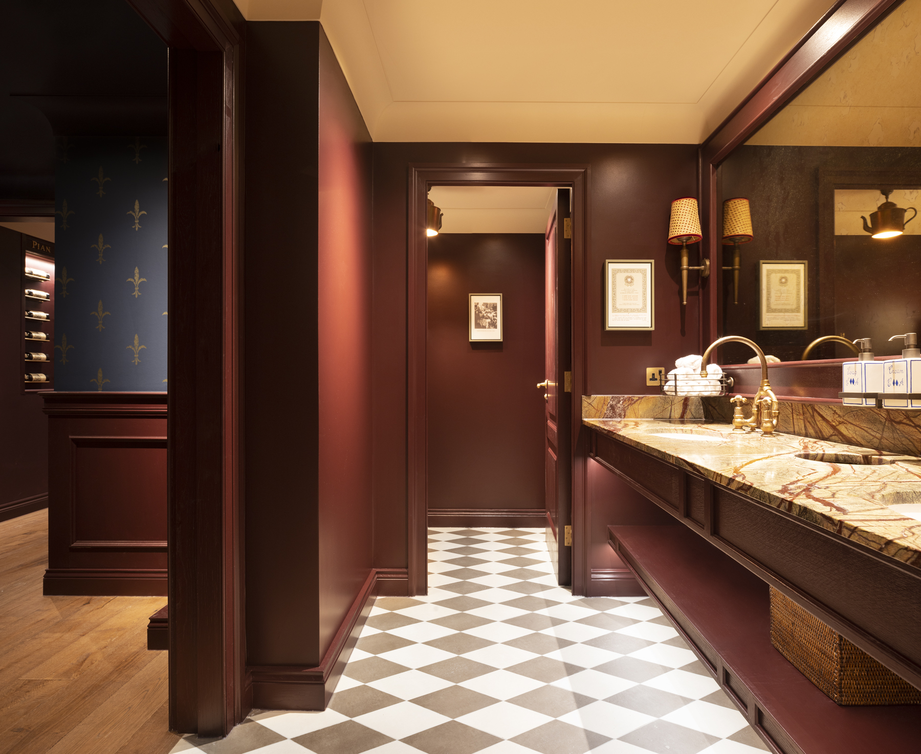 Cantinetta Antinori Restaurant, Knightsbridge, London—Studio Ageli ...
